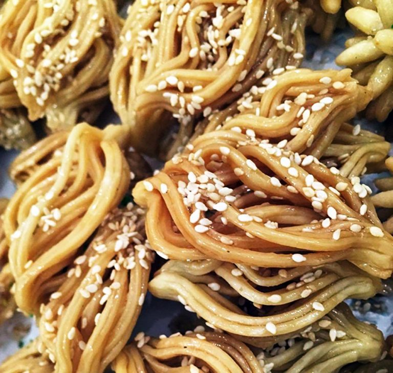 Meshabek The Stories Behind its Origin - مجلة اقرا